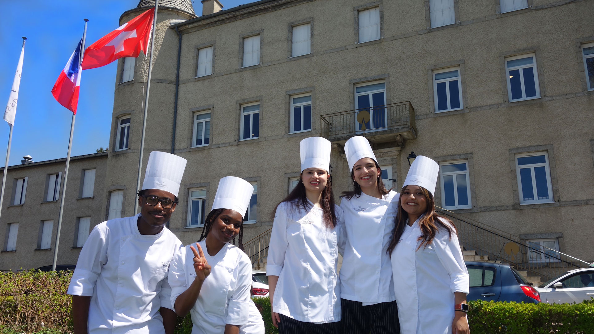 Snow Days, Pastry Buffets & New Goals: Zoé Rodgers’ France Adventure ...